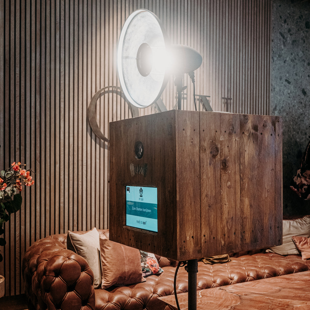 mr.ape | stylische holz-fotobox | verleih in salzburg & umgebung – mr ...